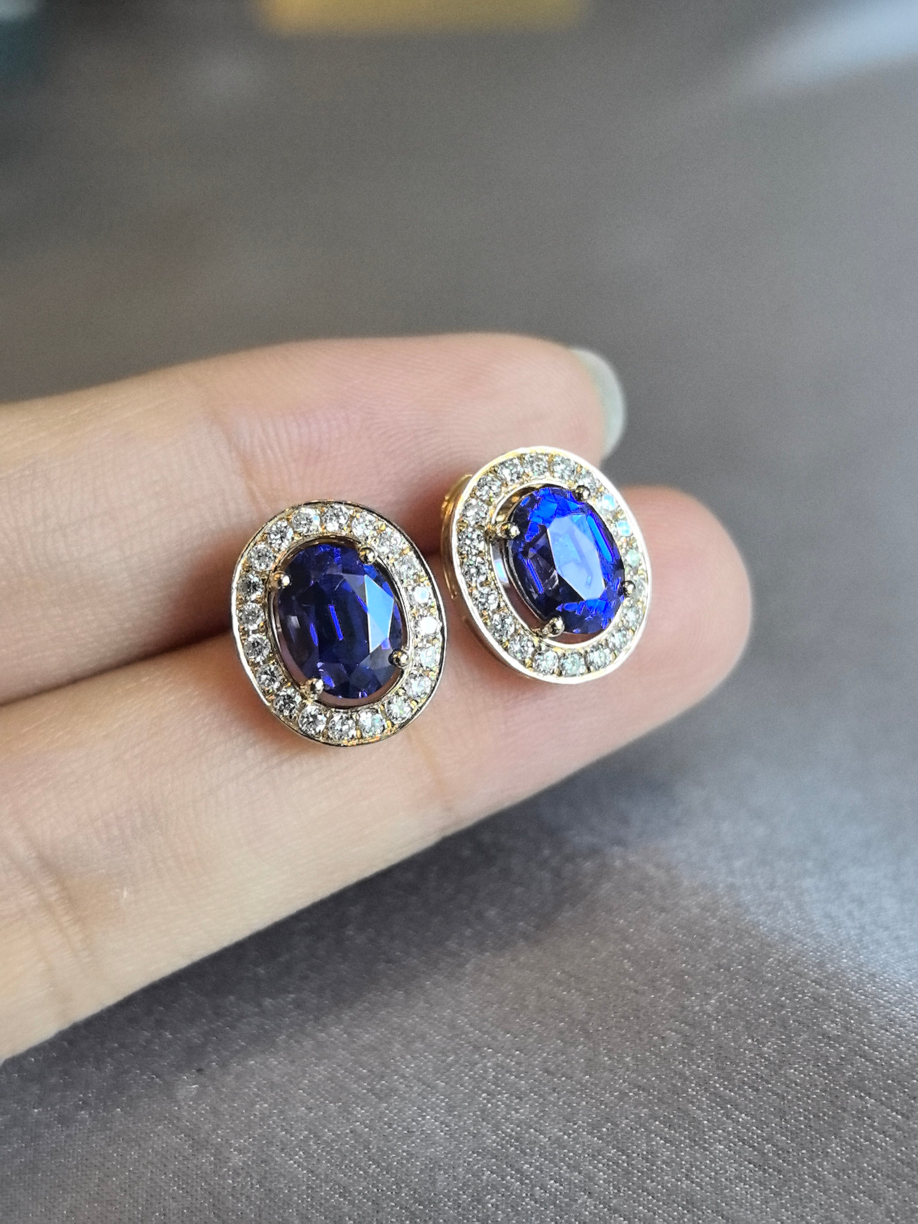 Unveil the Beauty of a Dainty Hidden Halo Oval Lab Diamond Ring – Juno Diamond